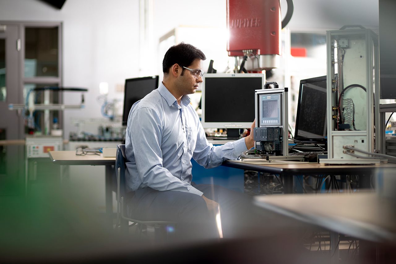 Programmable Logic Controller I - NAIT