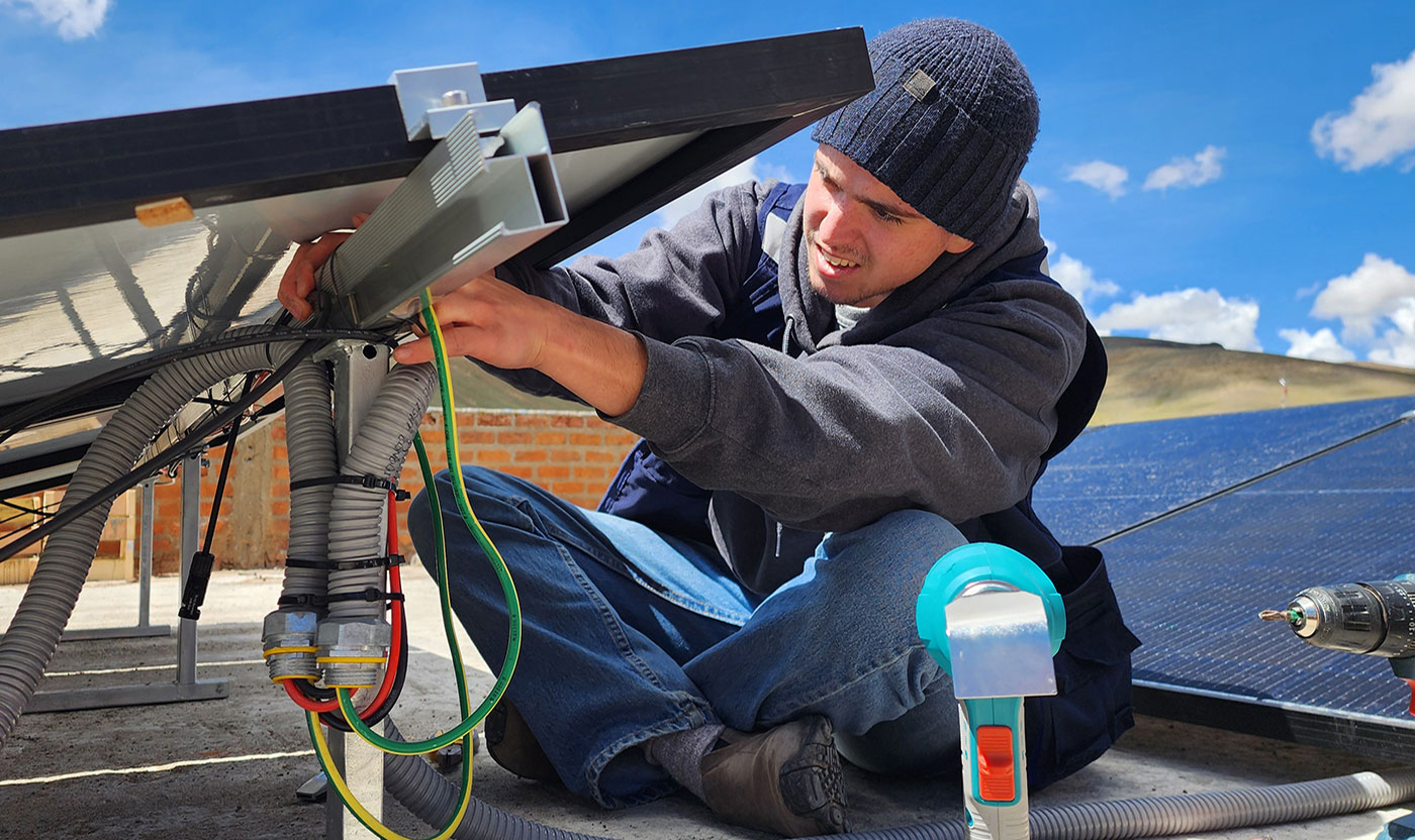 School of Energy and Natural Resources - NAIT